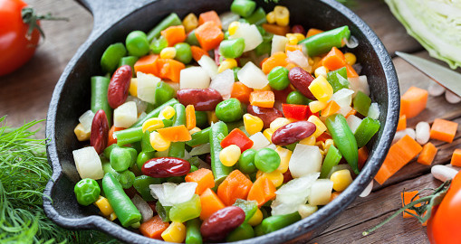 Veggies: To Cook or Not to Cook – The Leaf