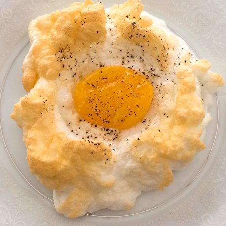Healthy Cloud Eggs Recipe | The Leaf Nutrisystem