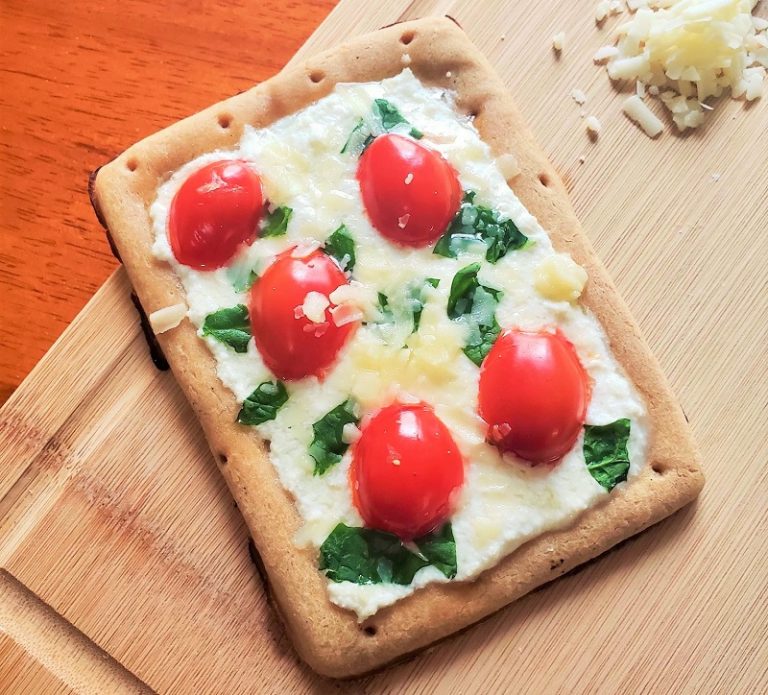 Ricotta Cheese Garlic Flatbread | The Leaf