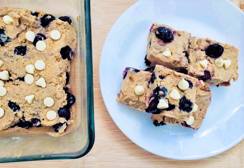 White Chocolate Fudge with Blueberries | The Leaf